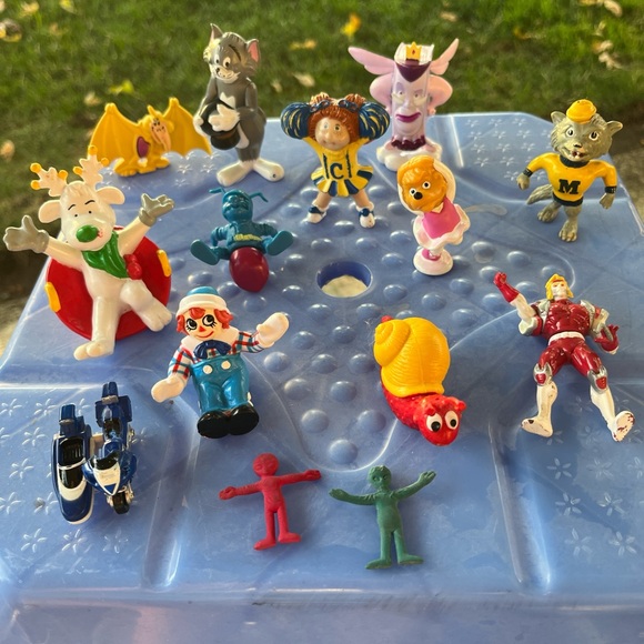Toys | Colorful Cartoon Character Toy Set | Poshmark